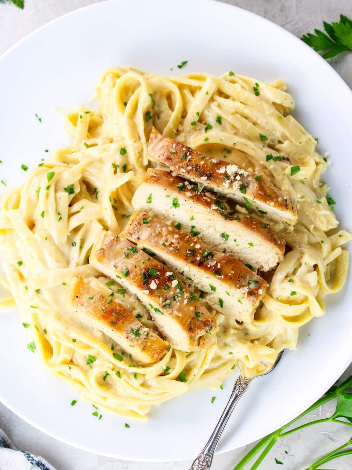 Deliciously Creamy Chicken Alfredo - Taste And See