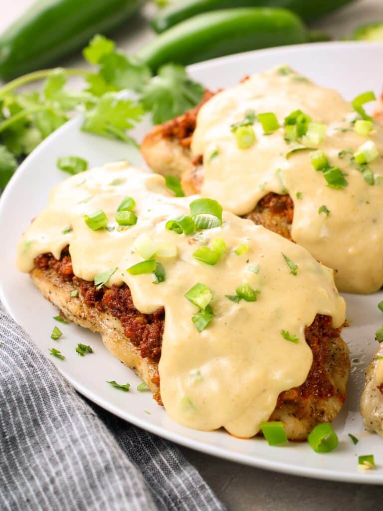 Easy Chori Pollo Recipe (Chicken and Chorizo with Cheese Sauce) - Taste ...