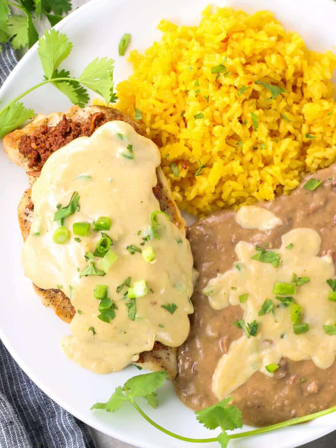 Easy Chori Pollo Recipe (Chicken and Chorizo with Cheese Sauce) - Taste ...